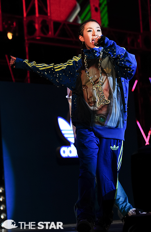 [포토] 2NE1 산다라박, '레게머리도 완벽하게 소화!'-pickcon