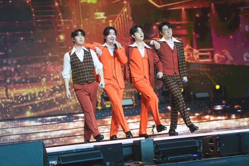 '美친 조합' 광풍 이어간다…손빈아X김용빈X춘길X추혁진, 무대 위 끝내 오열 (미스터트롯3)-pickcon