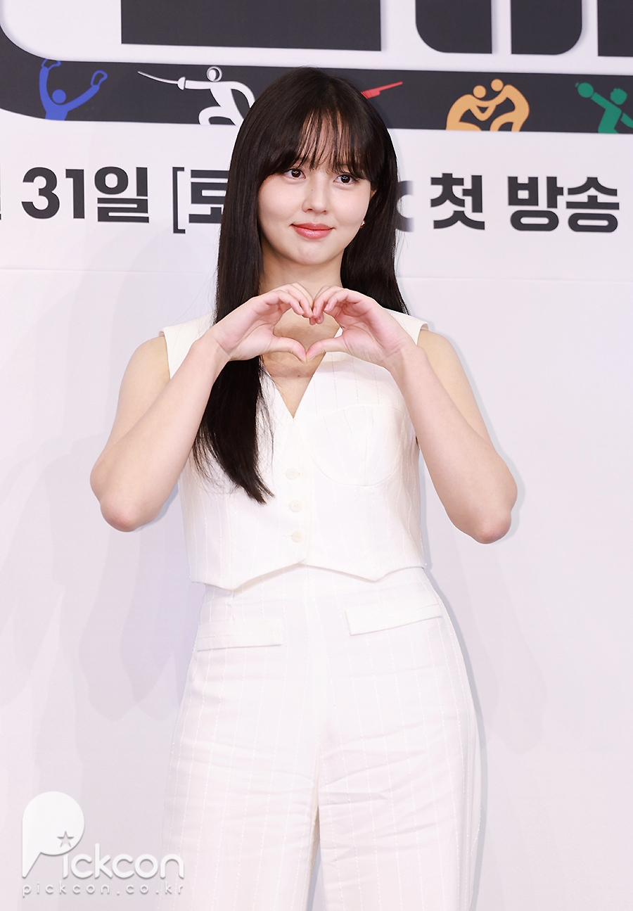 '굿보이' 김소현, 청순 시크 여신미 폭발[포토]-pickcon