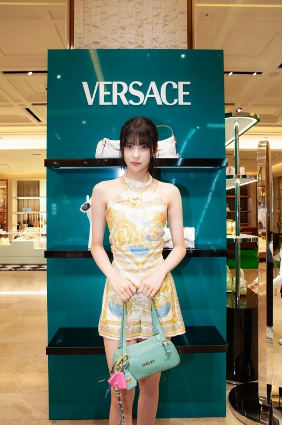 이즈나 코코, 日 매료한 고급스러운 소녀美 [포토]-pickcon