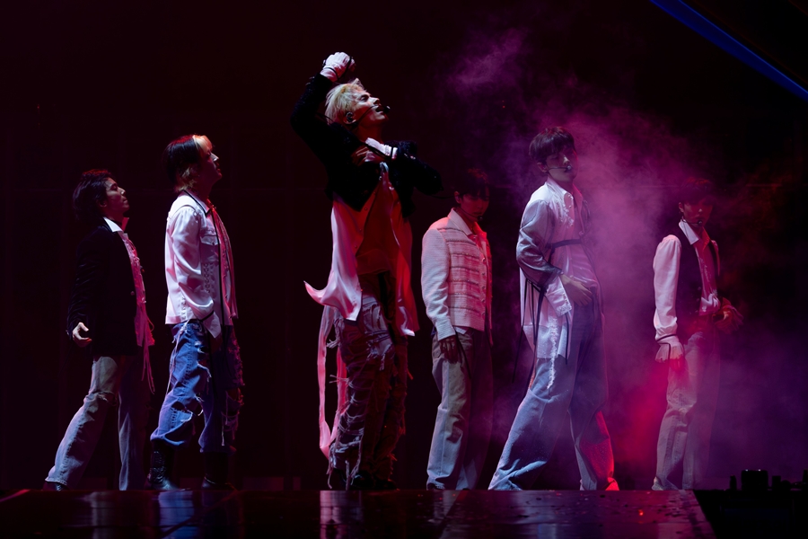 SF9, 2년 6개월 만의 단독 콘서트 성료 "여러분 덕분에 팀 잘 지키고 있다"-pickcon