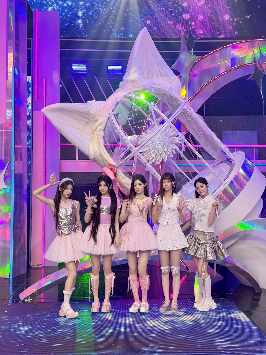 아일릿, 꾸준한 상승세 증명…새 앨범 초동 40만장 이상 판매-pickcon