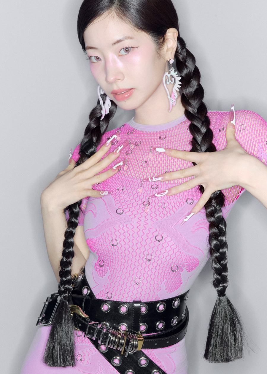 트와이스, 과감한 스타일링+포토제닉 포즈…'THIS IS FOR' 비주얼 기대 UP-pickcon