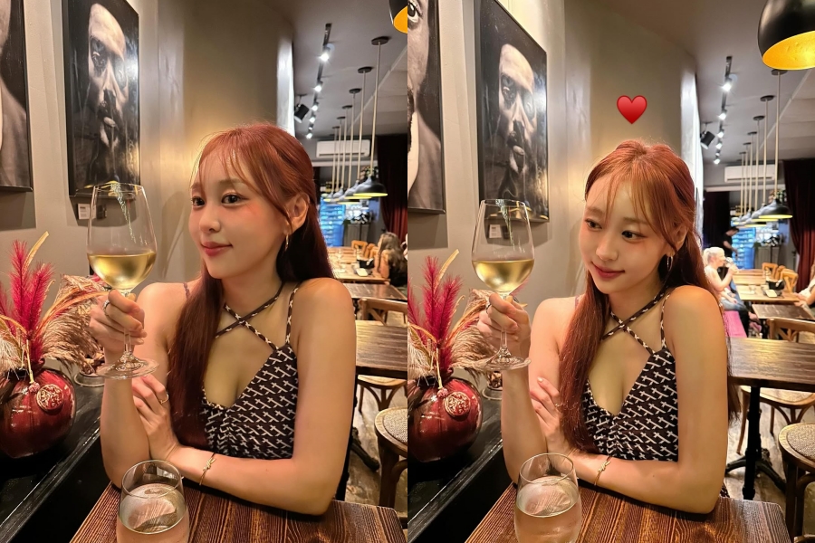 박지영 아나운서, V넥 사이 은근한 골 노출…"이건 첫 번째 레슨"-pickcon