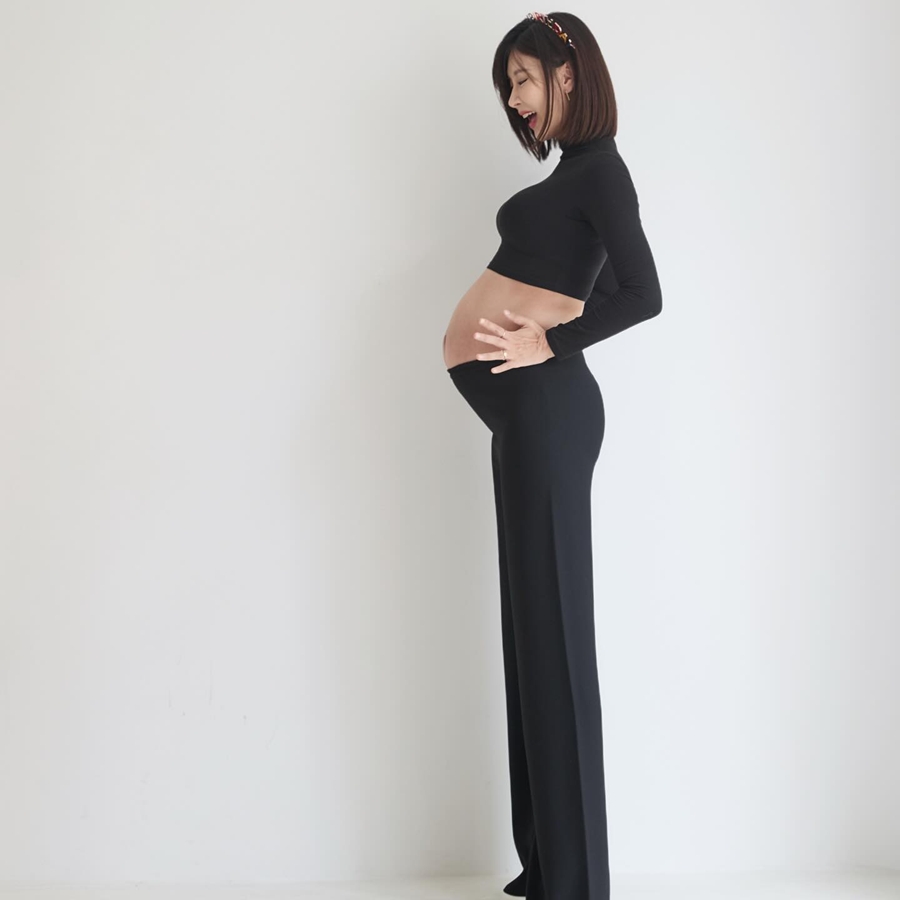 성현주, 아들상 5년 만에 임신 9개월 차 고백 "곧 두 아이의 엄마가 된다"-pickcon