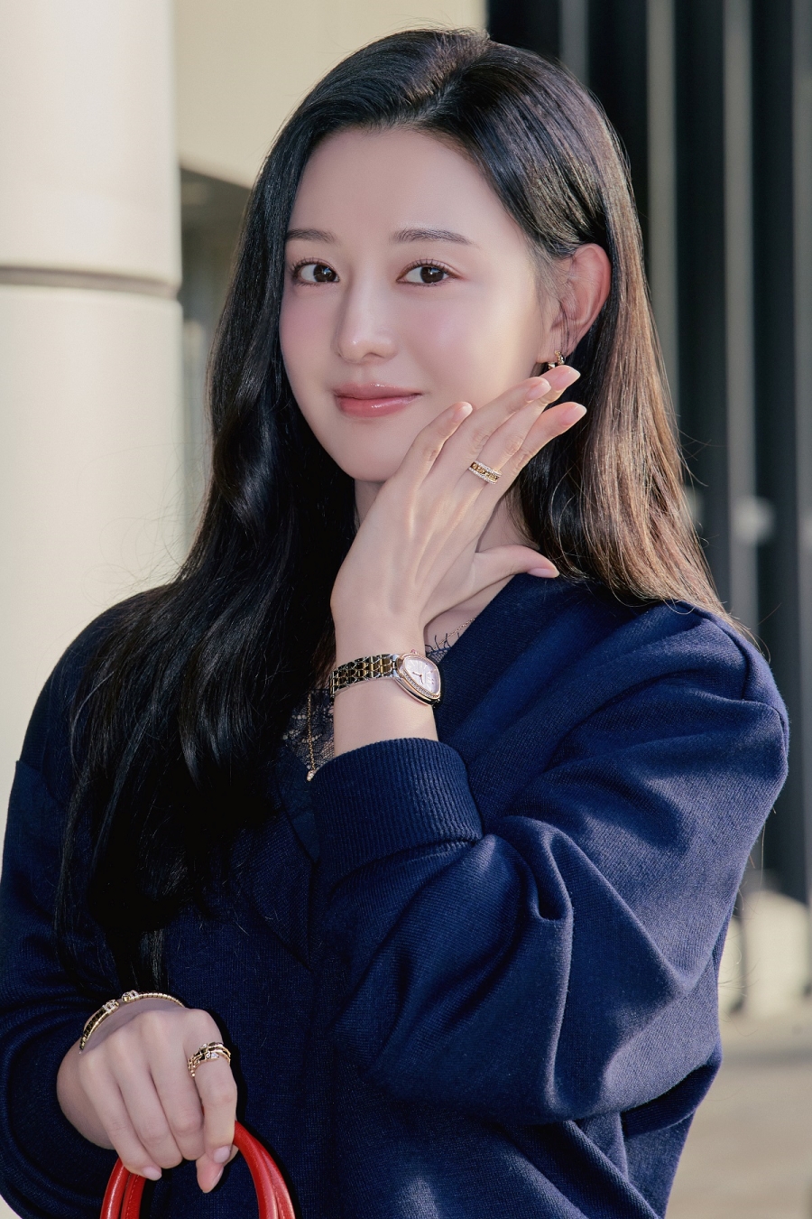 김지원, 日 향하는 출국길…'어머나 꽃이 피었네' [포토]-pickcon