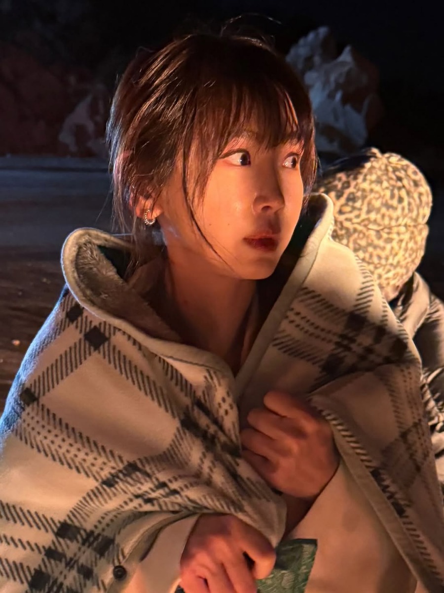 강예원, 앞트임 복원 후 점점 어려져…46세 안 믿기는 꿀 피부 "관리의 여왕"-pickcon